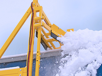 Automated Snow-Removal Machines Help Recruitment - Scraper Systems